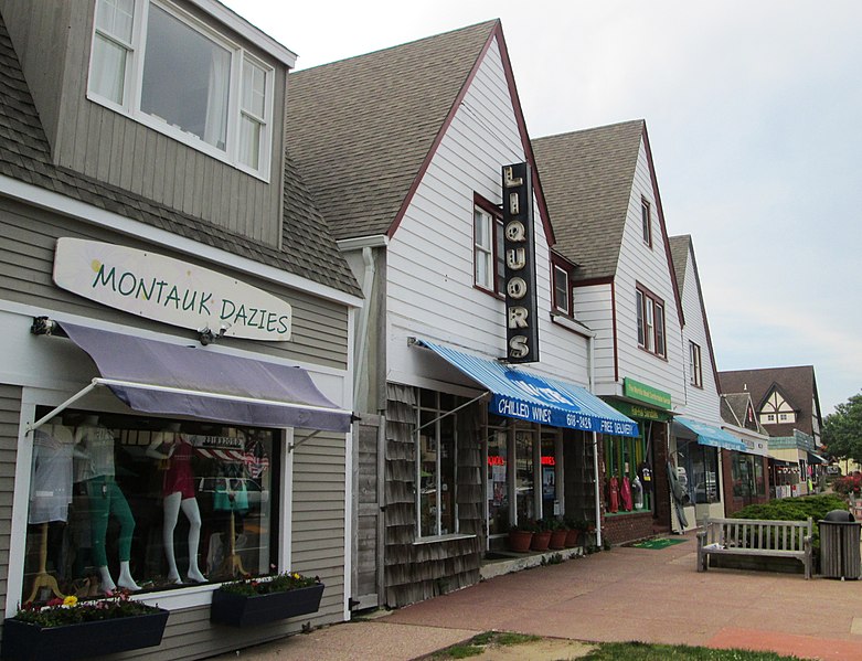 Shopping - Montauk Manor